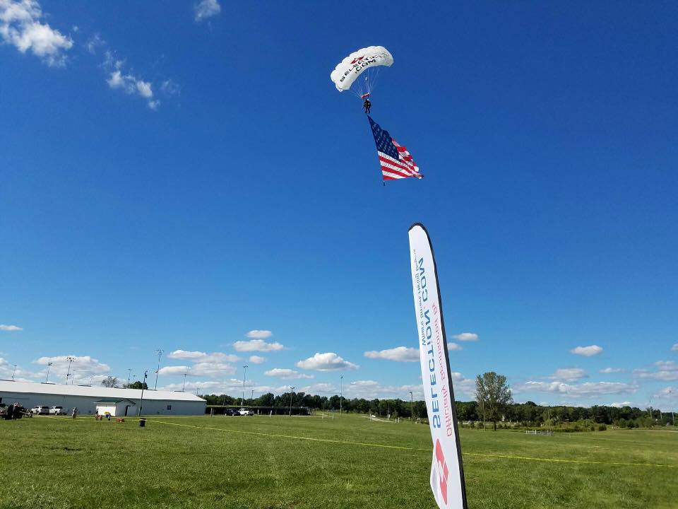 Fireworks Show / American Shows - Team Fastrax™ Professional Skydiving Team